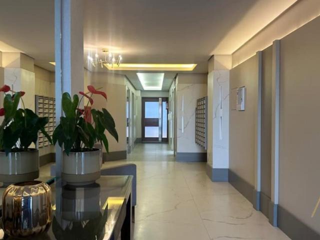 Apartamento para alugar – 03 quartos, sendo 01 suíte – Centro | Florianópolis/SC