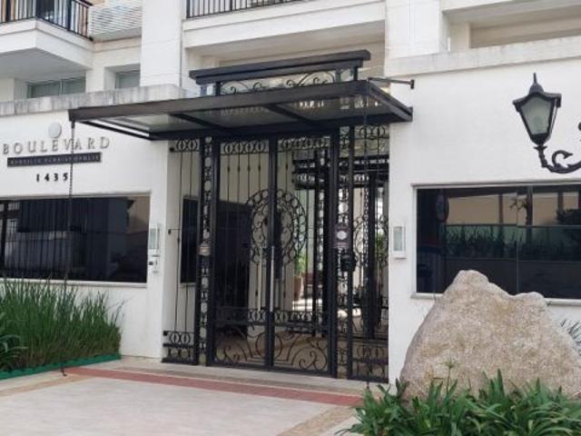Apartamento para alugar – 1 suíte e 2 demi suítes – Abraão – Florianópolis/SC