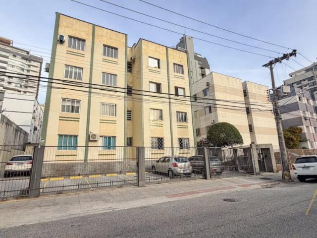 Apartamento para alugar – 2 quartos – Centro | Florianópolis/SC