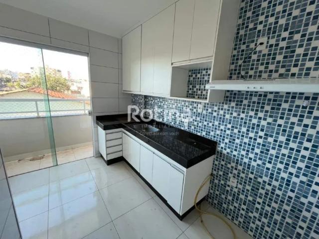 Apartamento para alugar, 3 quartos, Brasil Uberlândia/MG Rotina Imobiliária