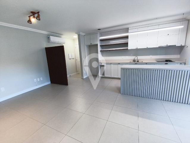 Apartamento para alugar com 3 quartos no bairro Centro em Jaraguá do Sul