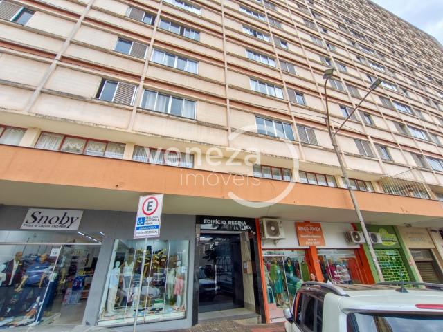 Apartamento para alugar com 3 quartos no Centro de Londrina