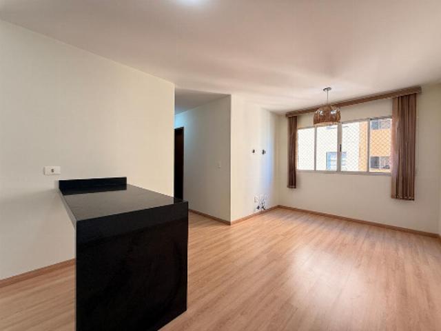 Apartamento para alugar com 3 Quartos em Loteamento Sumaré, Maringá PR