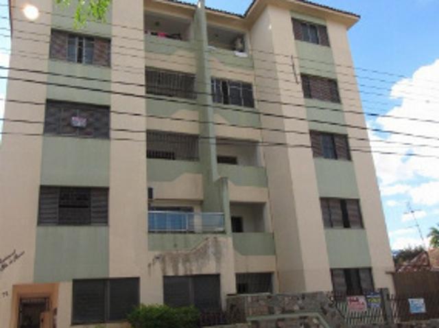 Apartamento para alugar com 3 Quartos em Vila Santo Antônio, Maringá PR