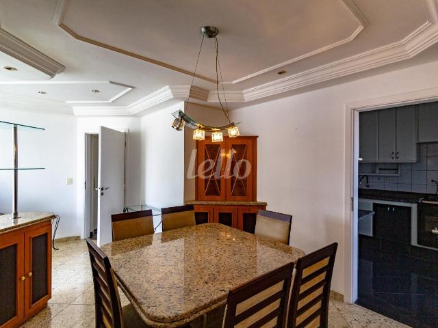 Apartamento para alugar com 3 quartos, 72m²