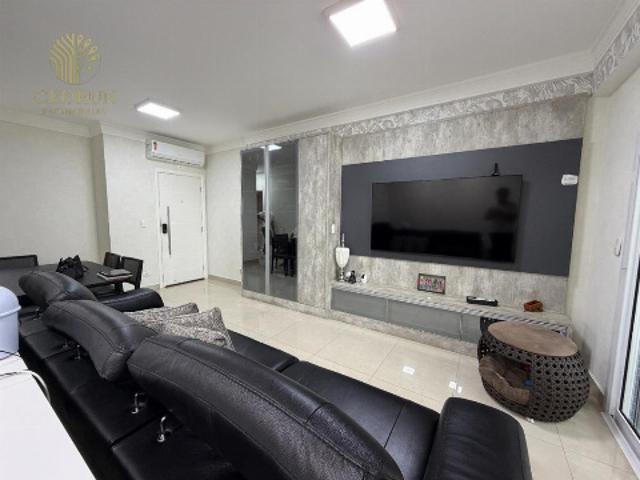 Apartamento para alugar com 3 Suítes em Zona 01 Centro, Maringá PR