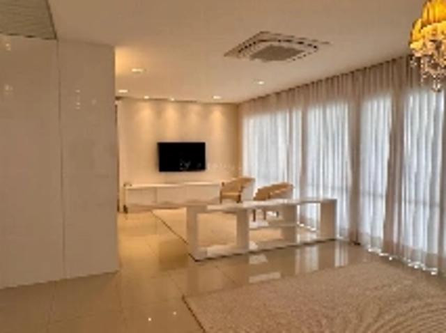Apartamento para alugar com 3 Suítes em Zona 08, Maringá PR