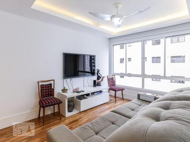 Apartamento para alugar com 107m², 3 quartos e 1 vaga