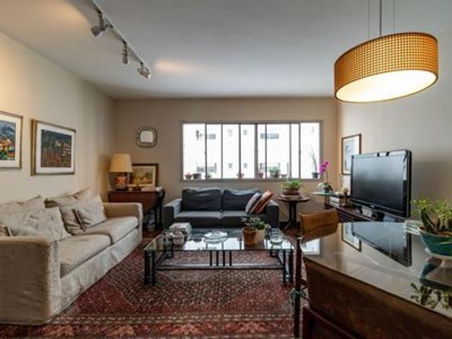 Apartamento para alugar com 109m², 4 quartos e 1 vaga