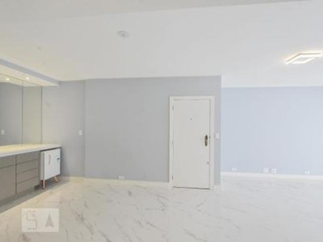Apartamento para alugar com 100m², 3 quartos e 1 vaga