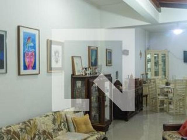 Apartamento para alugar com 114m², 2 quartos e sem vaga