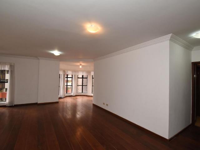 Apartamento para alugar com 114m², 3 quartos e 1 vaga