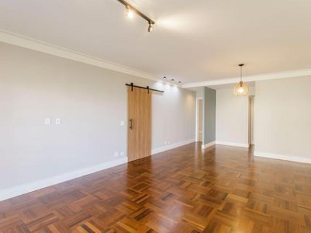 Apartamento para alugar com 115m², 3 quartos e 2 vagas