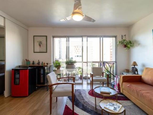 Apartamento para alugar com 117m², 3 quartos e 1 vaga