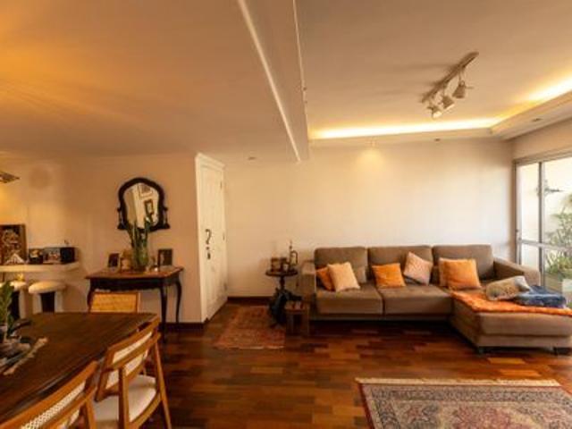 Apartamento para alugar com 119m², 2 quartos e 2 vagas