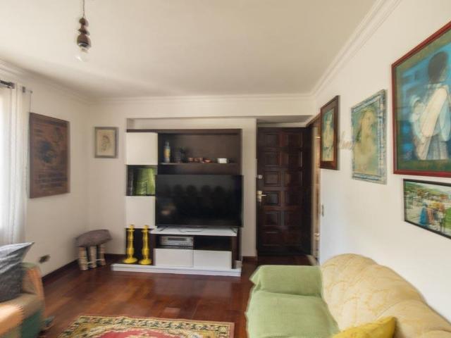 Apartamento para alugar com 110m², 3 quartos e 1 vaga