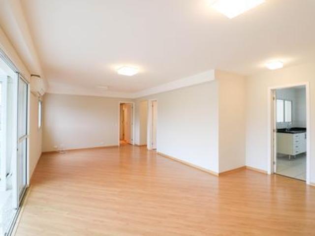 Apartamento para alugar com 111m², 2 quartos e 2 vagas