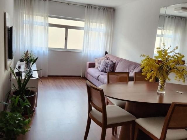 Apartamento para alugar com 111m², 3 quartos e 1 vaga
