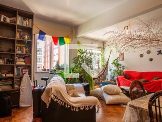 Apartamento para alugar com 112m², 3 quartos e sem vaga