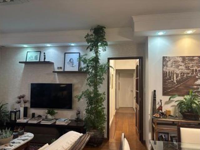 Apartamento para alugar com 126m², 3 quartos e 1 vaga