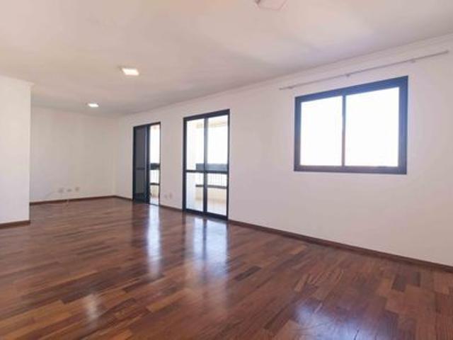 Apartamento para alugar com 128m², 3 quartos e 2 vagas