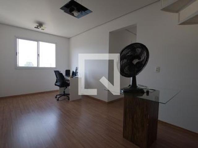 Apartamento para alugar com 121m², 3 quartos e 1 vaga