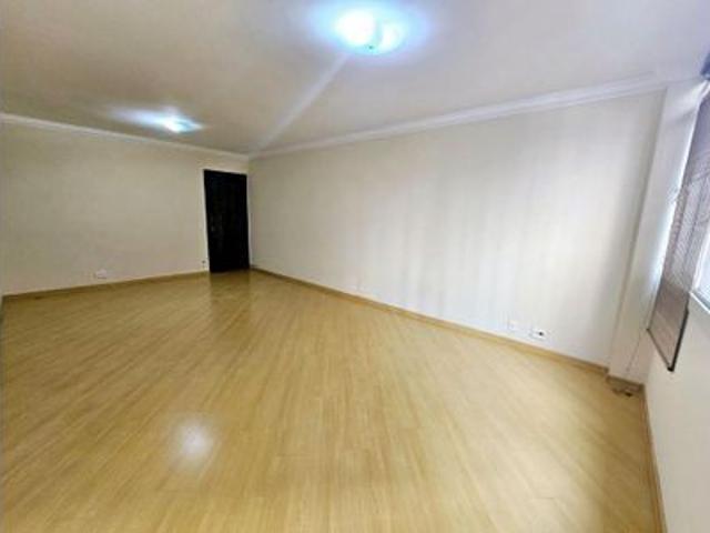 Apartamento para alugar com 134m², 3 quartos e 1 vaga