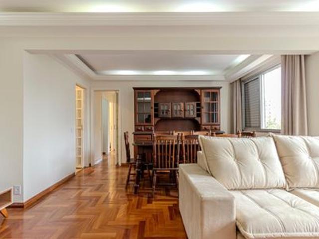 Apartamento para alugar com 135m², 2 quartos e 1 vaga