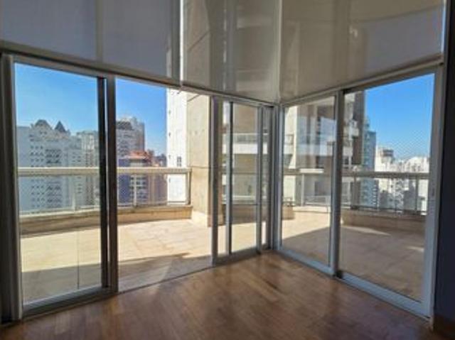 Apartamento para alugar com 136m², 2 quartos e 2 vagas
