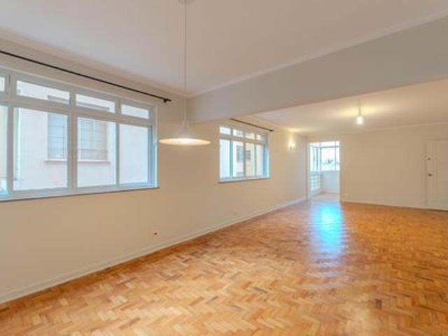 Apartamento para alugar com 130m², 3 quartos e 1 vaga