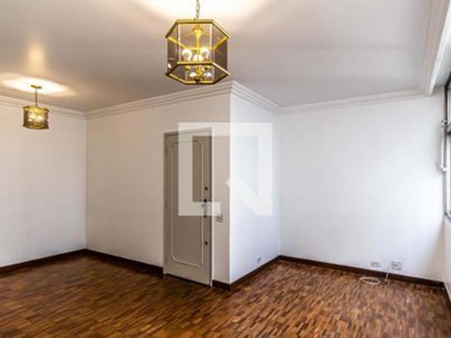 Apartamento para alugar com 130m², 3 quartos e 1 vaga