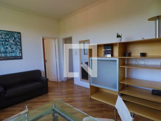 Apartamento para alugar com 130m², 3 quartos e 1 vaga