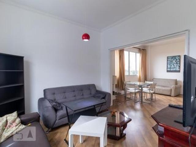 Apartamento para alugar com 130m², 3 quartos e 1 vaga