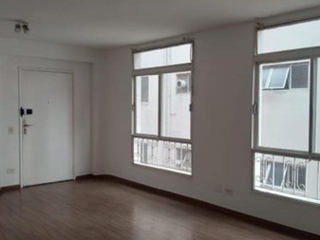 Apartamento para alugar com 130m², 3 quartos e 1 vaga