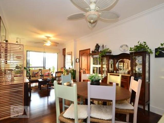 Apartamento para alugar com 132m², 4 quartos e 3 vagas