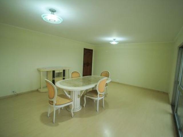 Apartamento para alugar com 132m², 3 quartos e 1 vaga