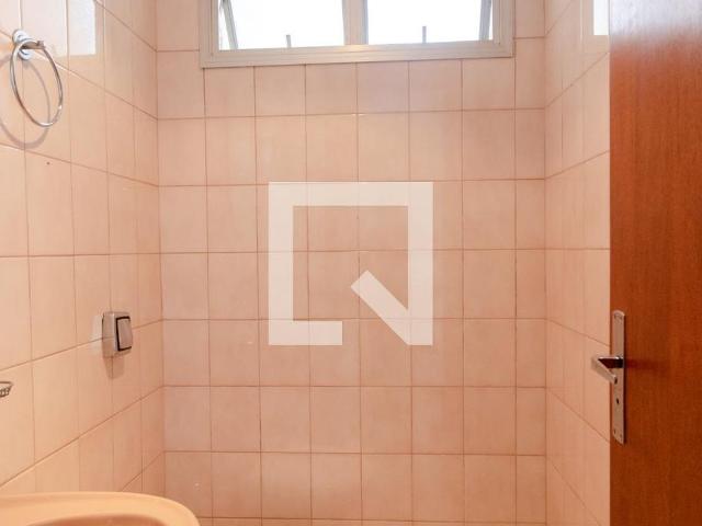 Apartamento para alugar com 132m², 3 quartos e 1 vaga
