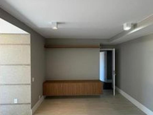 Apartamento para alugar com 147m², 3 quartos e 2 vagas
