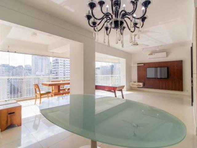 Apartamento para alugar com 149m², 3 quartos e 2 vagas