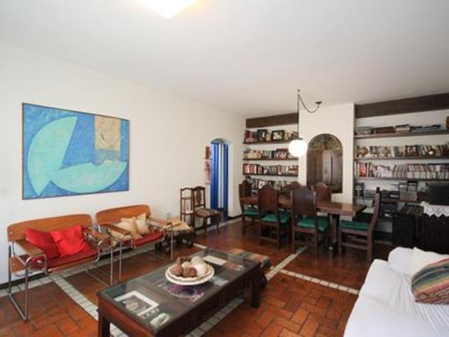 Apartamento para alugar com 140m², 4 quartos e 1 vaga
