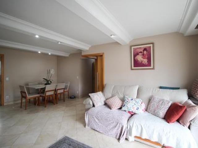 Apartamento para alugar com 140m², 4 quartos e 2 vagas