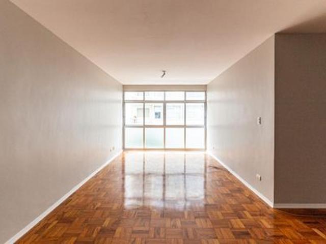 Apartamento para alugar com 140m², 3 quartos e 1 vaga