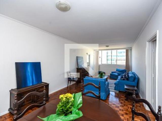 Apartamento para alugar com 140m², 3 quartos e 1 vaga