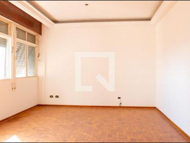Apartamento para alugar com 154m², 4 quartos e 1 vaga
