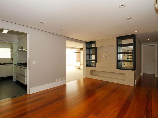 Apartamento para alugar com 156m², 2 quartos e 2 vagas