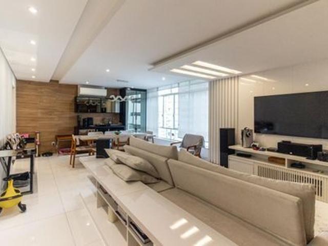 Apartamento para alugar com 158m², 3 quartos e 2 vagas