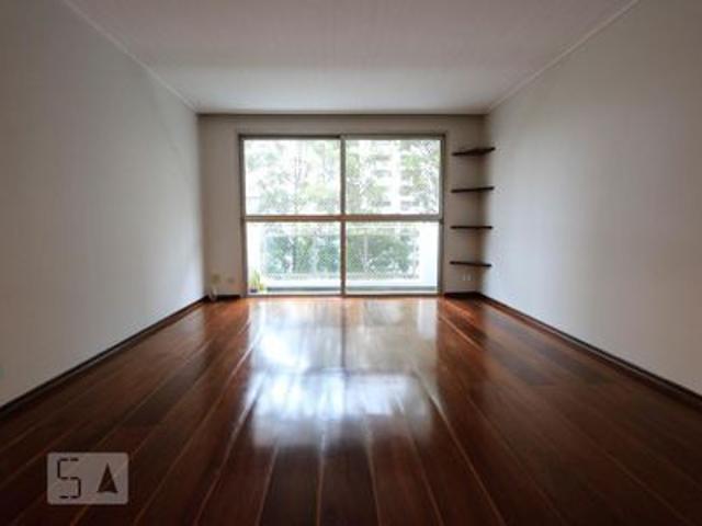 Apartamento para alugar com 159m², 4 quartos e 3 vagas