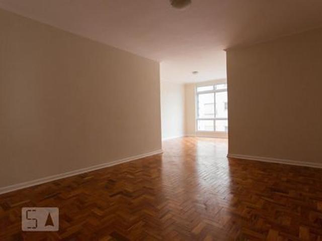 Apartamento para alugar com 159m², 3 quartos e 1 vaga