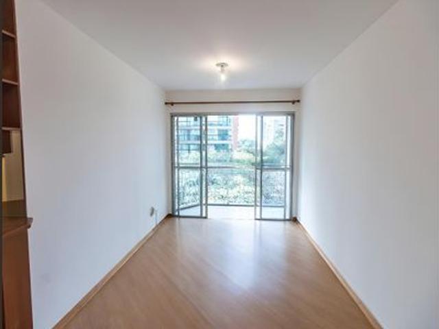 Apartamento para alugar com 152m², 3 quartos e 1 vaga
