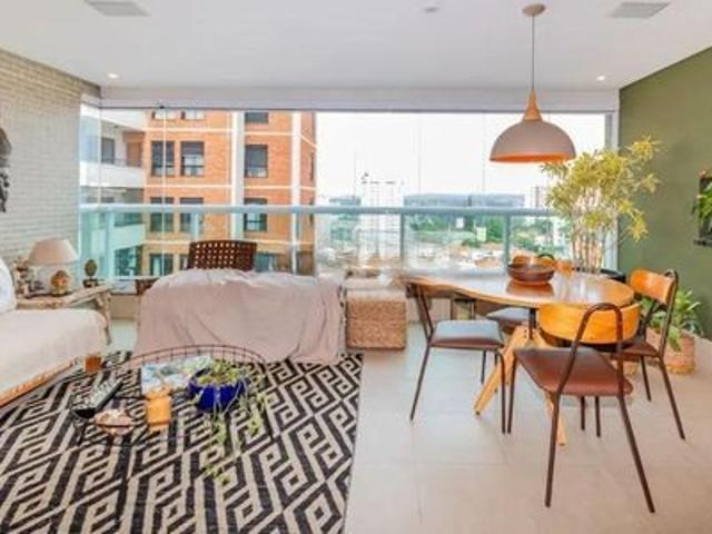 Apartamento para alugar com 167m², 3 quartos e 3 vagas